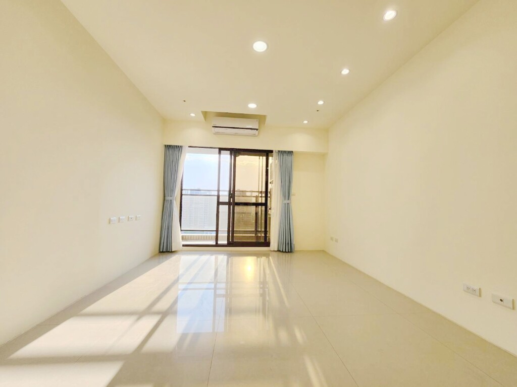 太子城 大樓高雄市楠梓區楠梓路電梯大廈楠梓太子城全新三房平車大樓出租~岡山賣屋林丹 房屋出租 樂屋網