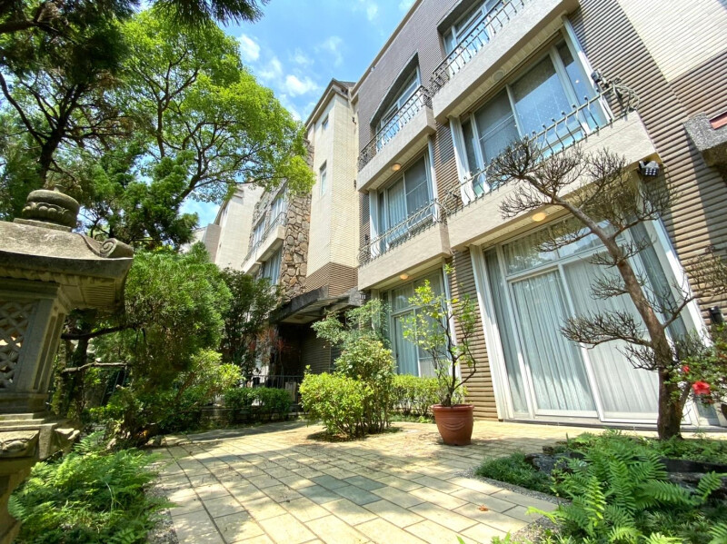 【台灣小劉】四期百坪電梯別墅,正面綠景 台北市內湖區至善別墅買房子 樂屋網