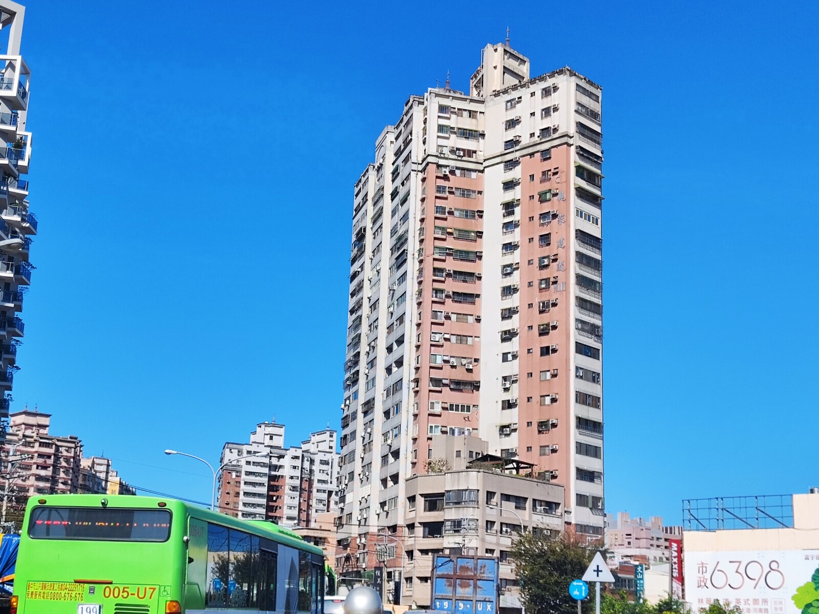 親家莊台中市南屯區向上路五段電梯大廈南屯專簽開價低於實登超俗電梯3房 房屋出售 樂屋網