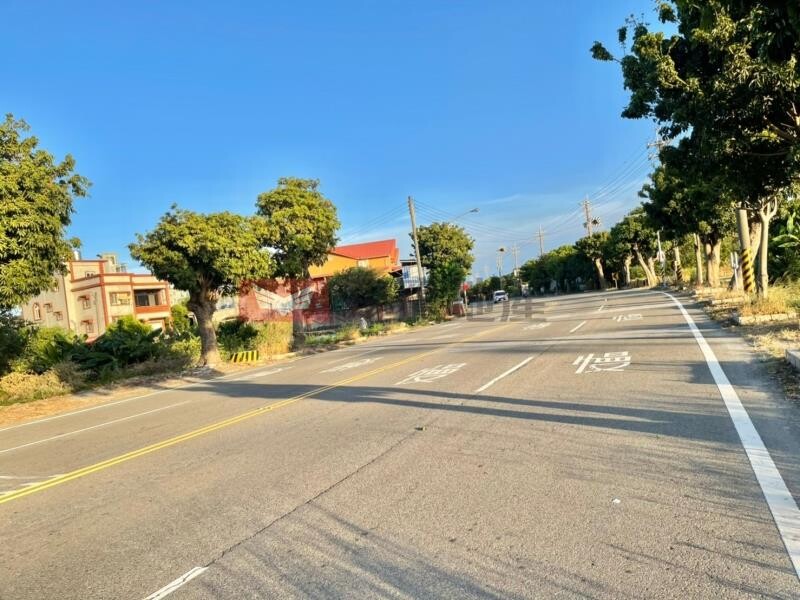 苗栗縣竹南鎮和仁街透天厝和仁街電梯美墅 房屋出售 樂屋網