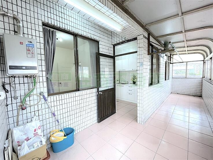 真善美花園廣場台中市北屯區遼寧路一段電梯大廈北新國中旁全新裝潢大三房 房屋出售 樂屋網