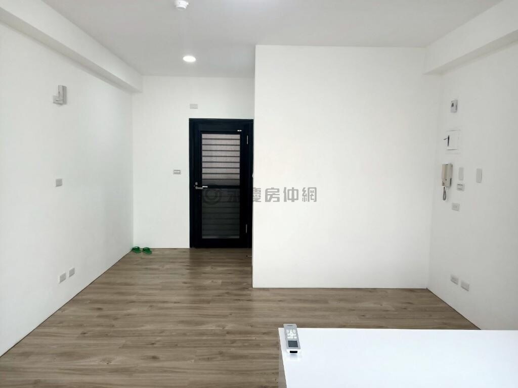 理想貴族台中市南屯區東興西街電梯大廈cx理想貴族近五期捷運套房加平車 房屋出售 樂屋網