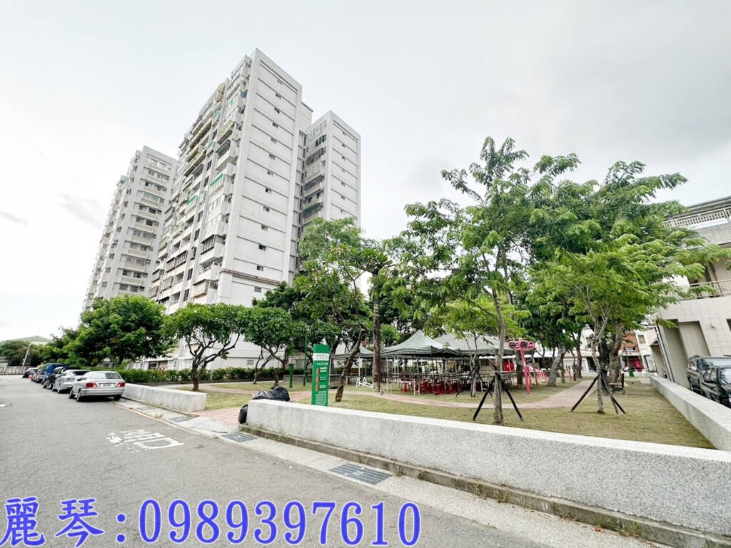 黃金海岸雙星大廈台南市南區中華西路一段電梯大廈專簽黃金雙子星海景四房平車 房屋出售 樂屋網