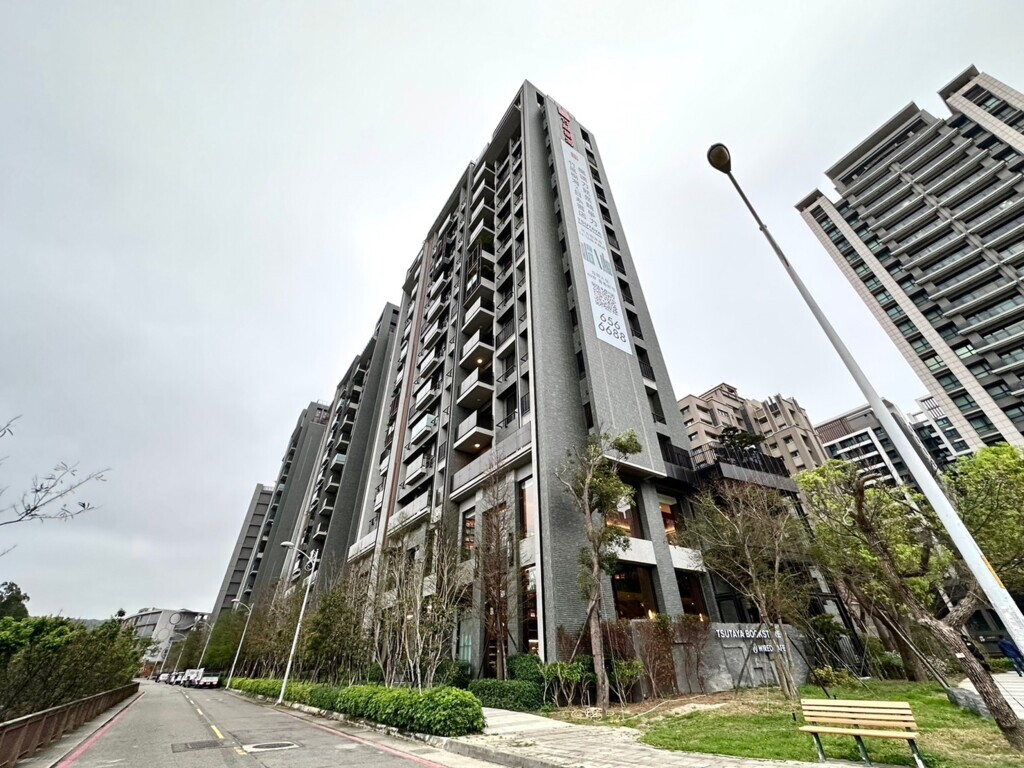 竹風樹海新竹縣竹北市勝利十五街電梯大廈近平轉價〃9樓竹風樹海兩房雙平車 房屋出售 樂屋網
