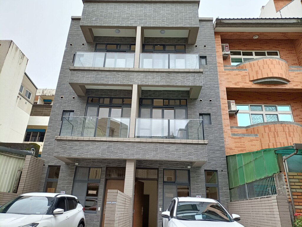 宜蘭縣宜蘭市泰山路別墅北成房屋【光復國小全新電梯別墅】~ 房屋出售 樂屋網