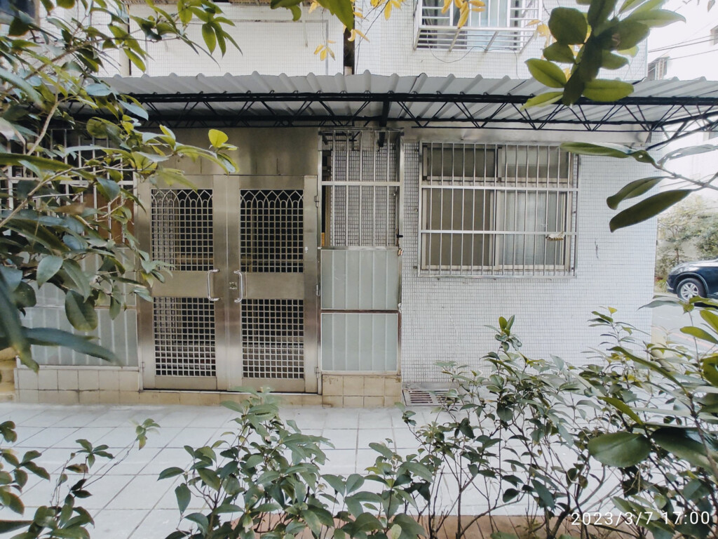 胡適庭園台北市南港區研究院路二段公寓南港研究院路.青蔥翠綠邊間1樓 房屋出售 樂屋網