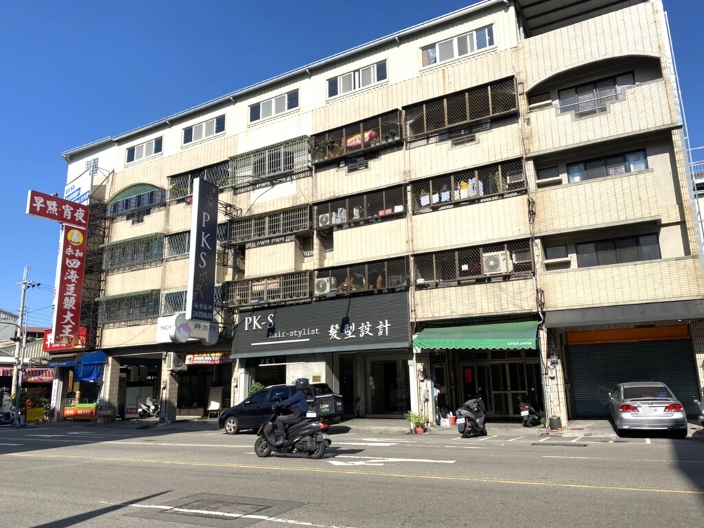 台中市北屯區東山路一段透天厝東山熱鬧商圈賺錢角間店面 房屋出租 樂屋網