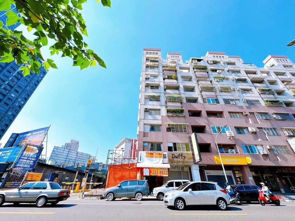 漢神巨蛋商圈|廣告效果奇佳的樓店123 高雄市左營區翡翠樓台買房子、房屋出售 樂屋網
