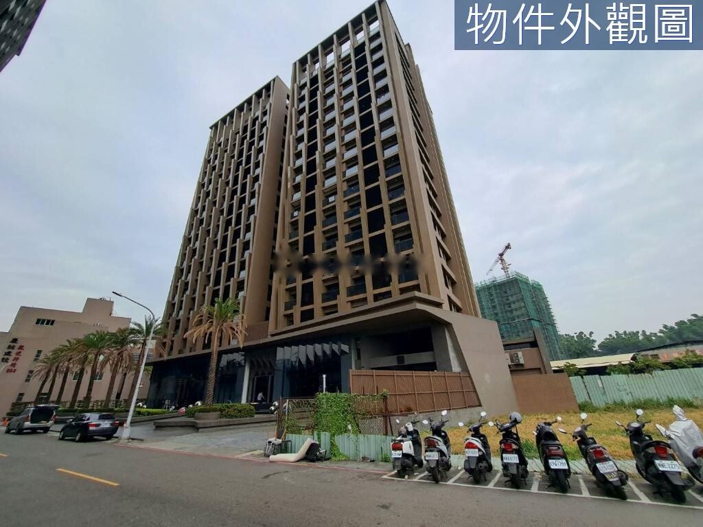 多城國際m高雄市鳳山區高鳳一路電梯大廈 頂新特區多城國際高樓層景觀採光亮三房 房屋出售 樂屋網