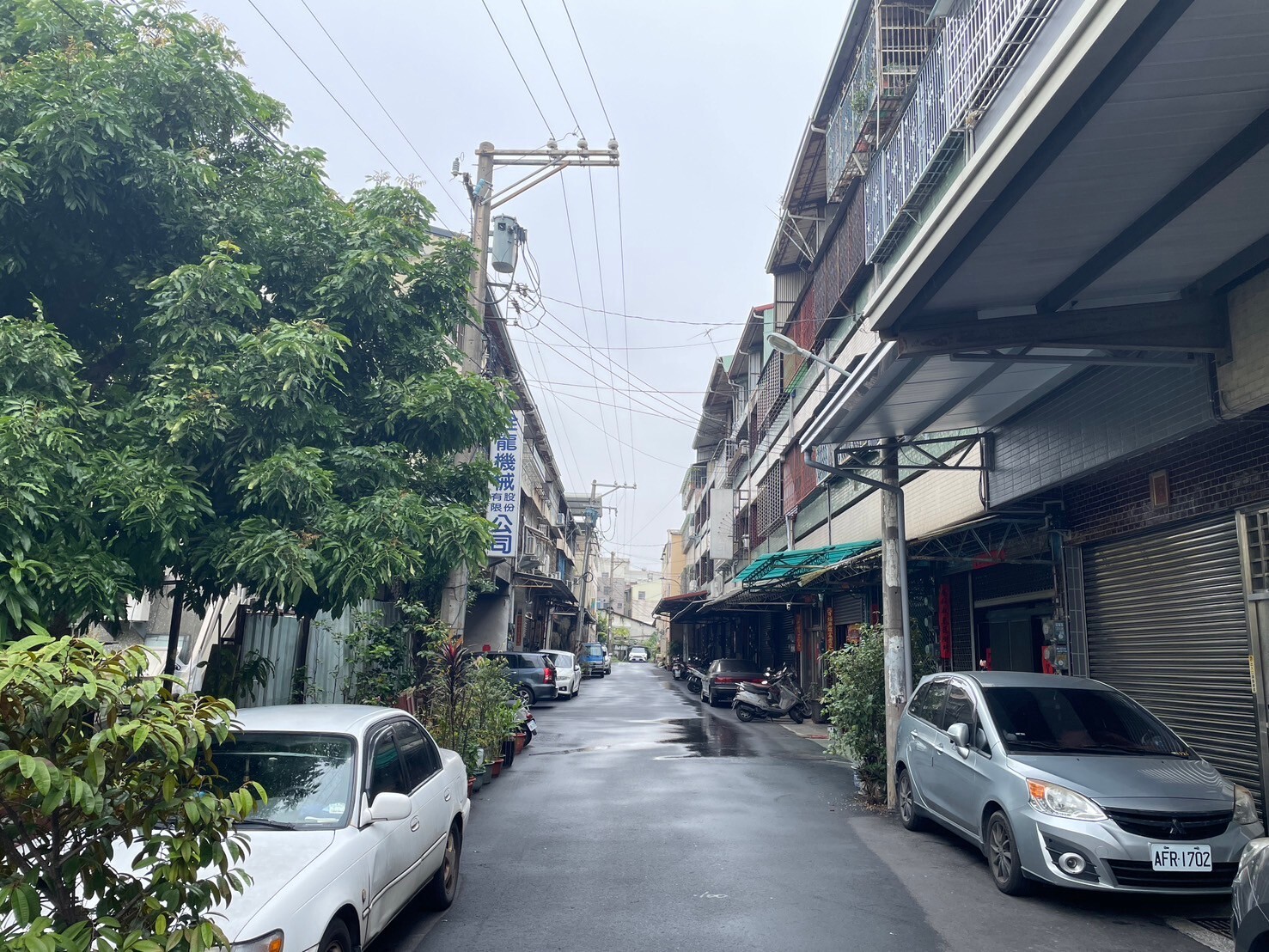 尚恩獨家】親友件價錢可談東區近旱溪夜市透天住家 台中市東區買房子、房屋出售 樂屋網