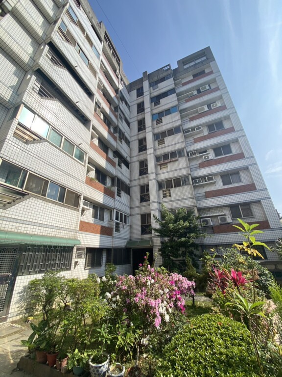 堂城御璽台中市南屯區大墩四街電梯大廈五期邊間大二房低總價獨家 房屋出售 樂屋網