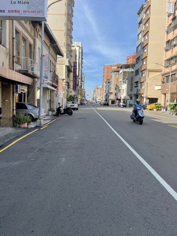 高雄市鹽埕區建國四路透天厝鹽埕金店面~近舊崛江商圈 房屋出租 樂屋網