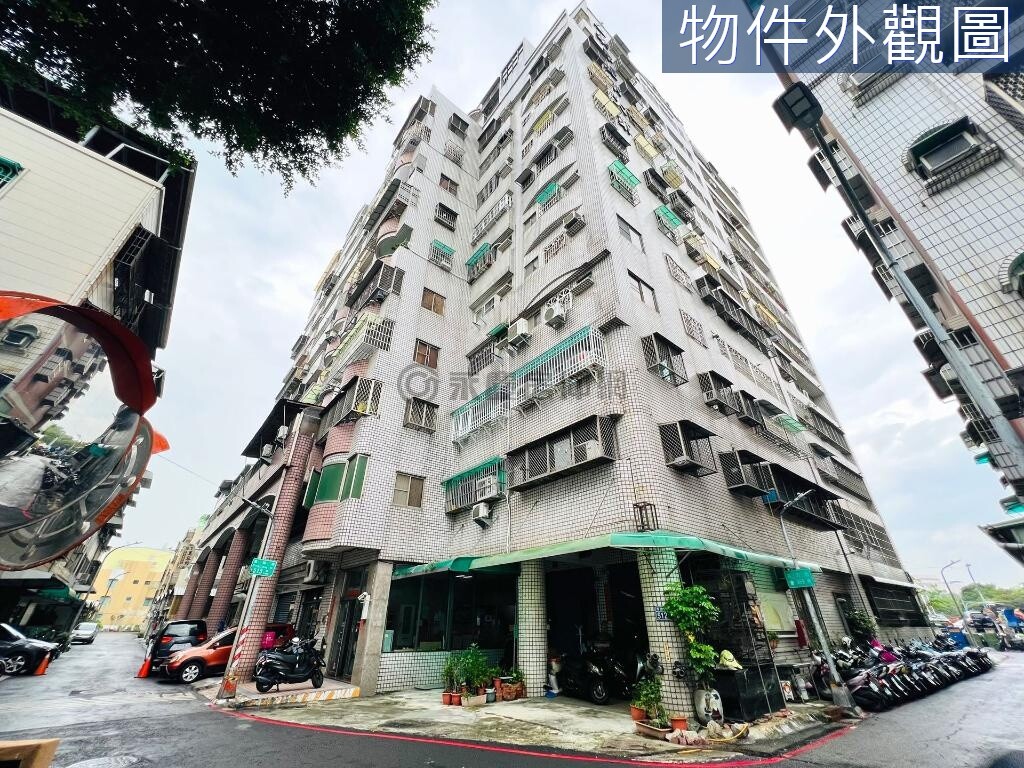 麗景大第高雄市三民區鼎強街電梯大廈文藻鼎山商圈 樓中樓景觀超大使用空間美五房 房屋出售 樂屋網