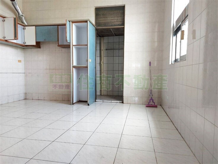 台南市西港區永樂村透天厝近西港市區超俗3樓透天 房屋出售 樂屋網