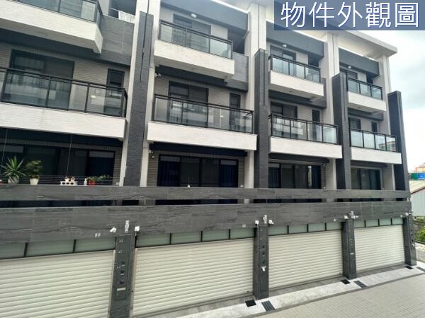 台南市善化區成功路透天厝台南善化近交流道超豪華四層樓雙車墅一樓有孝親房 房屋出售 樂屋網