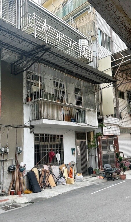 長億城攬翠區陽光區台中市南區工學路電梯大廈捷運站中山醫工學商圈低總價投資二房 房屋出售 樂屋網