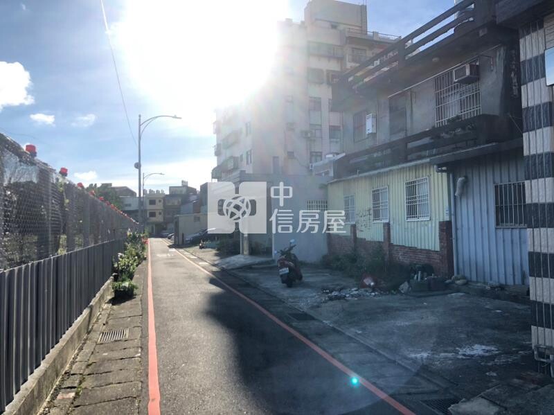 建地獨家 龍泉街旁畸零地桃園市中壢區振興 樂屋網 土地買賣