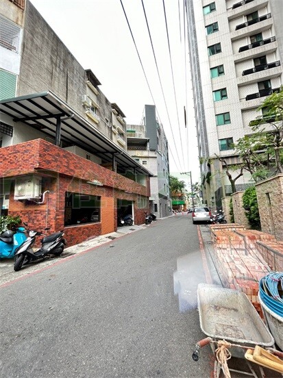 高雄市三民區大順二路公寓科工館輕軌公寓 房屋出售 樂屋網