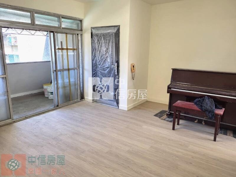 新北市新店區百忍街公寓耕莘醫院旁邊間美居 房屋出售 樂屋網