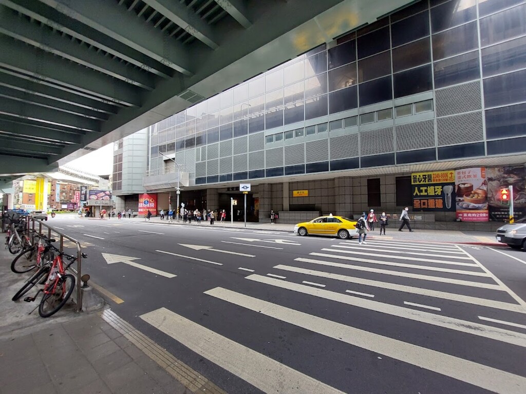 咊暘和新北市中和區南華路電梯大廈 咊暘和高樓景觀2房車位預售屋 中和大樓賣屋 房屋出售 樂屋網