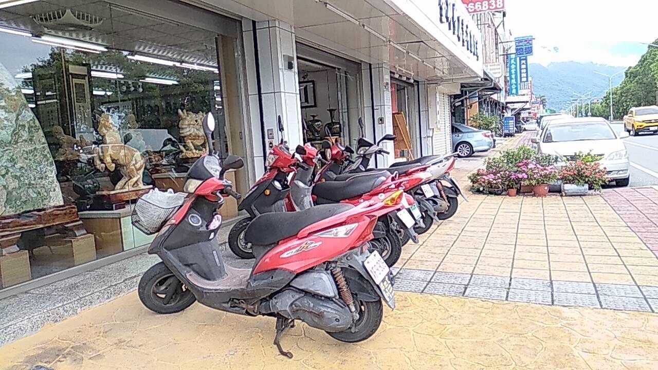 花蓮縣新城鄉光復路透天厝30米賺錢店面～角間10米面寬～車潮人潮～招牌顯眼 房屋出租 樂屋網