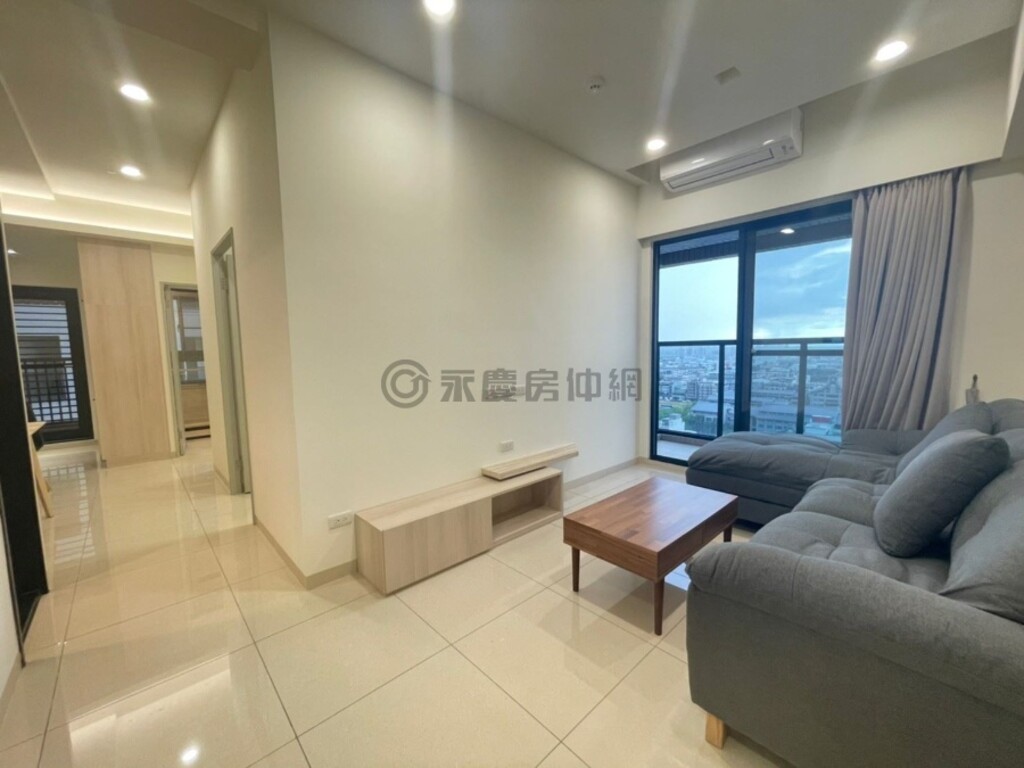 市政阿曼台南市安平區永華路二段電梯大廈急售「全新未住」市政阿曼《客廳俯瞰海景》附冷氣 房屋出售 樂屋網