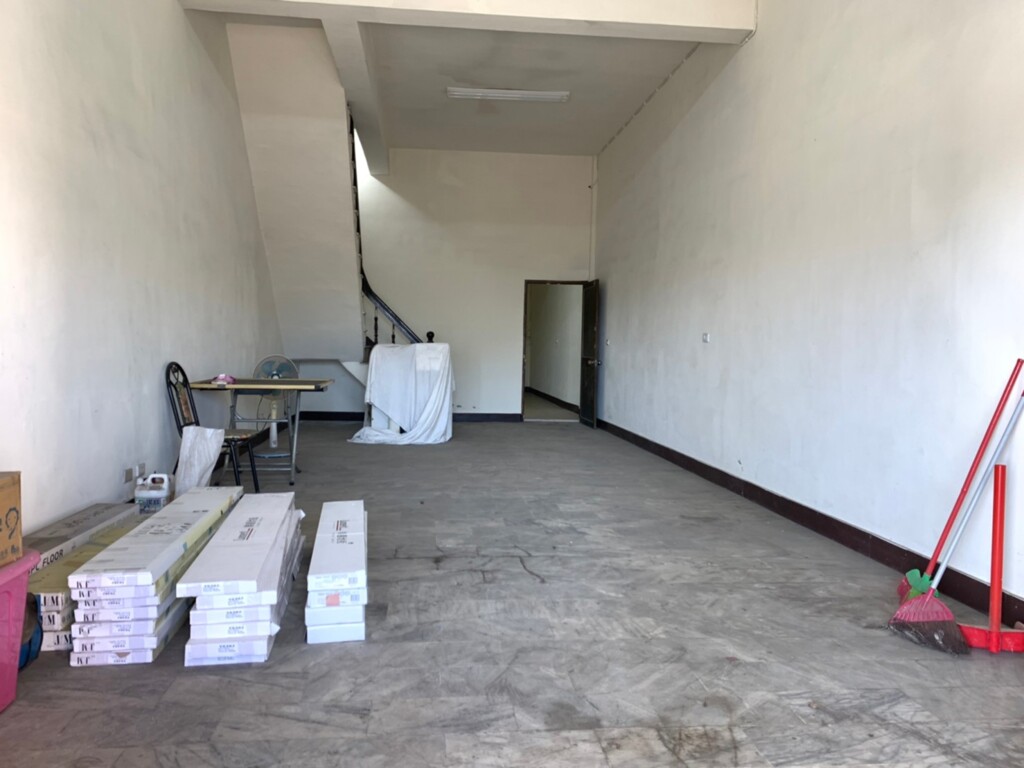 高雄市林園區沿海路二段透天厝正沿海路上大地坪透天5樓店住 房屋出售 樂屋網