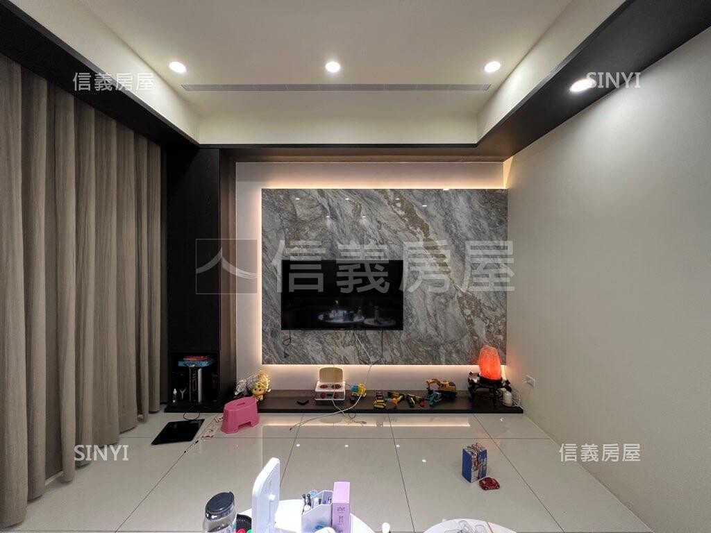 彰化縣和美鎮彰草路三段別墅社區臨路美裝別墅 房屋出售 樂屋網