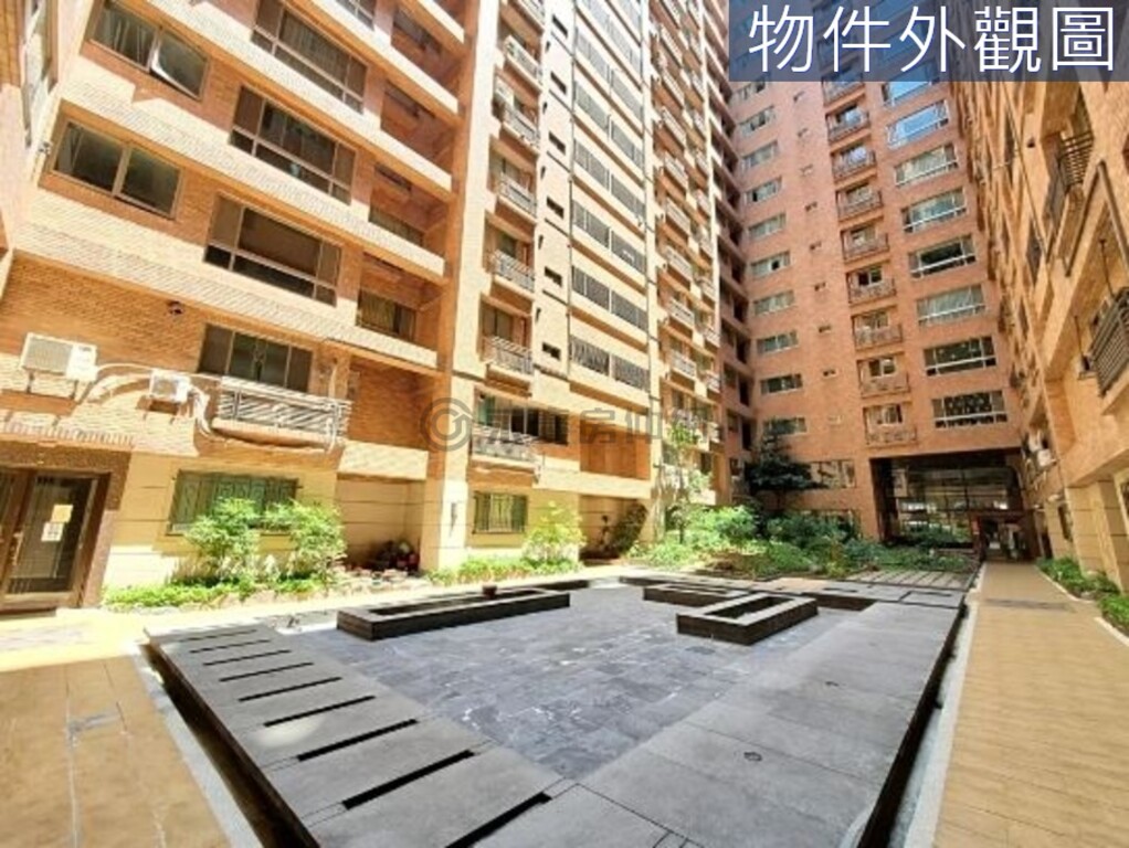 竹城御賞桃園市桃園區中埔二街電梯大廈置產g10。竹城御賞超值3房車!同德學區 房屋出售 樂屋網