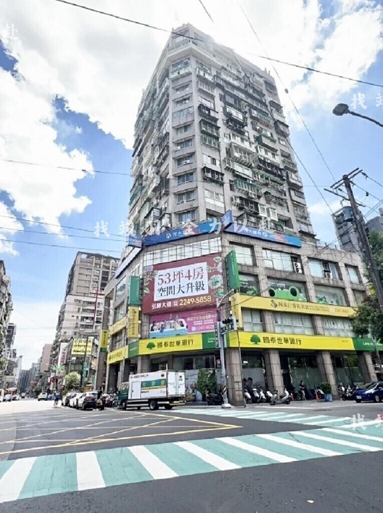 C22商業廣場新北市中和區中和路電梯大廈竣羽★專約 便宜電梯★ 特價388萬 超便宜 房屋出售 樂屋網