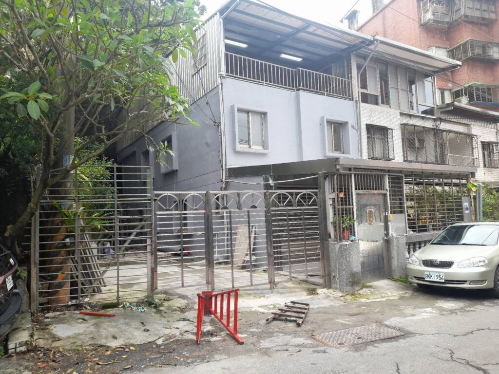 基隆市七堵區長安街透天厝租 近百福火車站 大透天大空間空地 適用移工宿舍 房屋出租 樂屋網