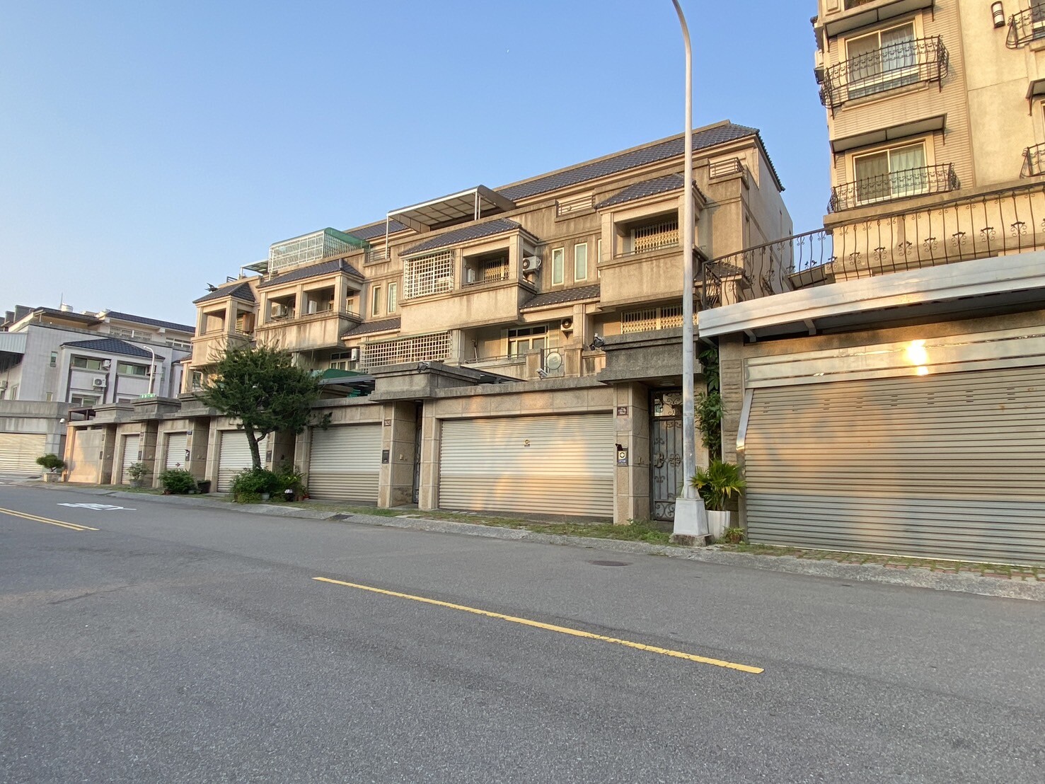 公園當鄰居§十期東山高中大地坪臨路別墅§遇上好屋 台中市北屯區買房子、房屋出售 樂屋網