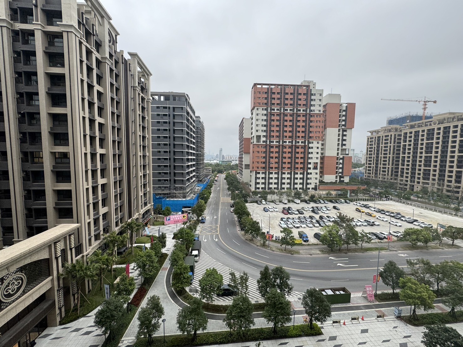 樂菲莊園新北市新店區央北二路電梯大廈央北團隊小許~樂菲莊園三改大兩房面101 房屋出售 樂屋網