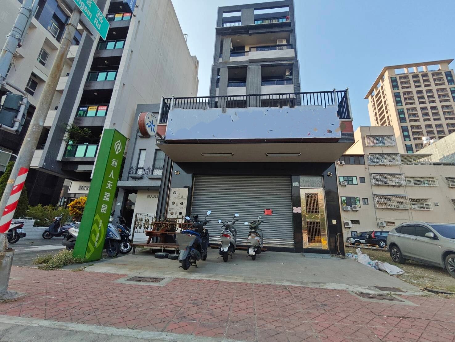 高雄市左營區自由四路★左營鄰近學校文學氣質濃厚超吸睛！吸金★出租 樂屋網