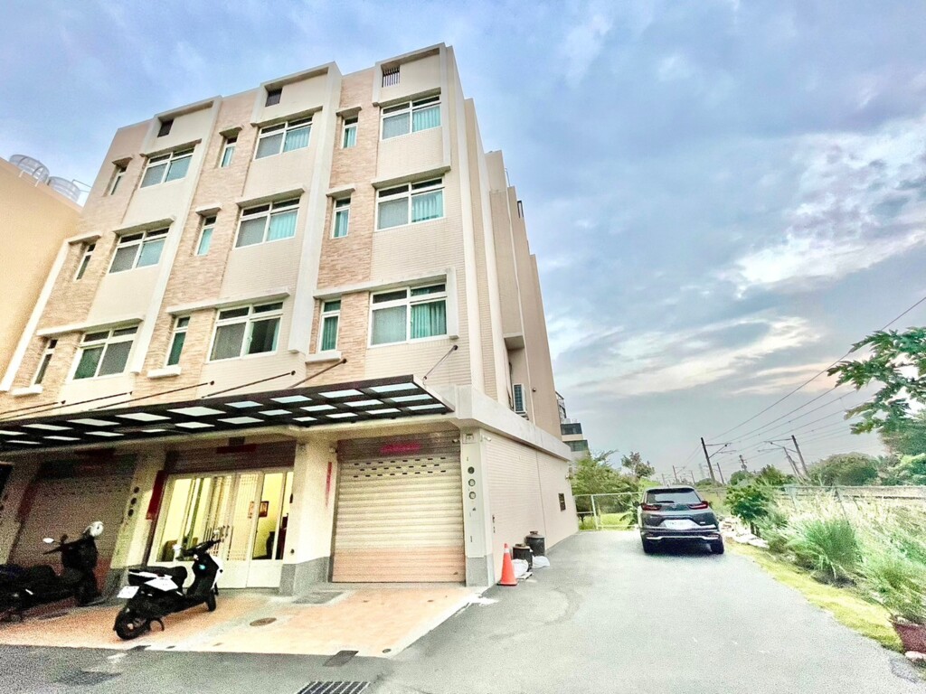 彰化縣彰化市南興街別墅【曾宸房仲】【南興,邊間透天大厝】【真正,大透天】 房屋出售 樂屋網