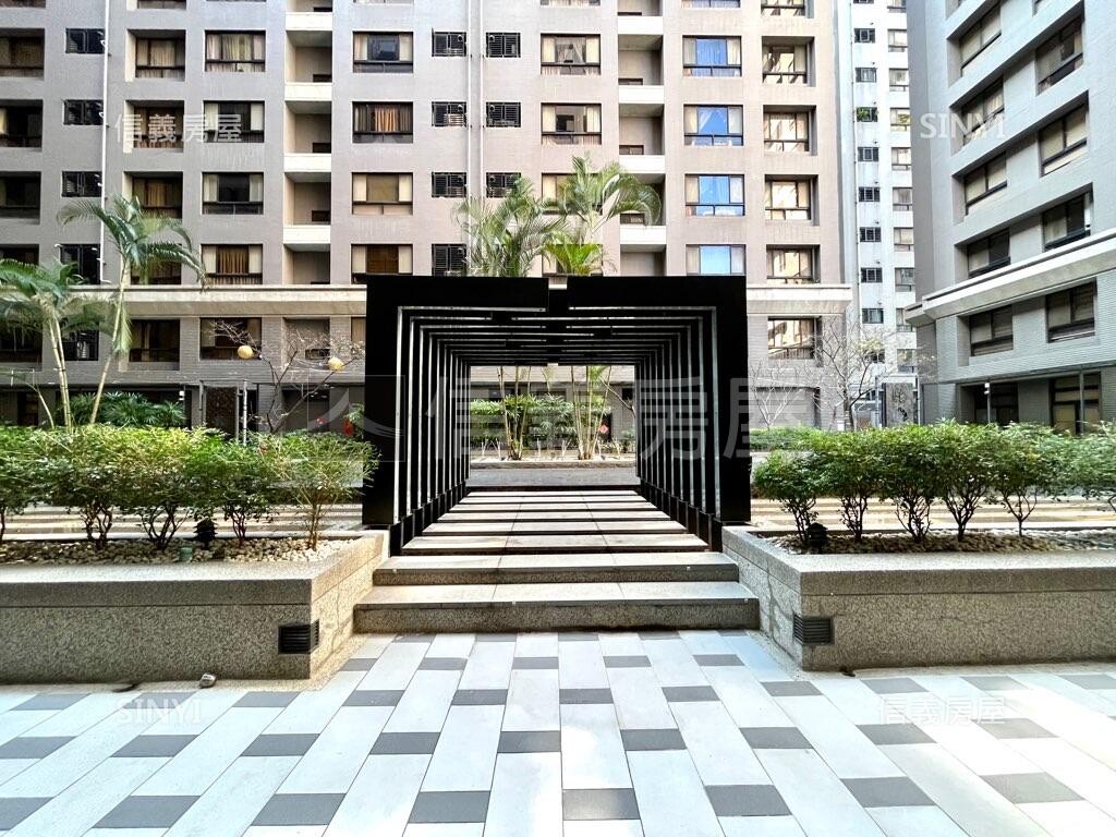 勝美術 登峰台中市西區大忠南街電梯大廈新案!美術館震後三房 房屋出售 樂屋網