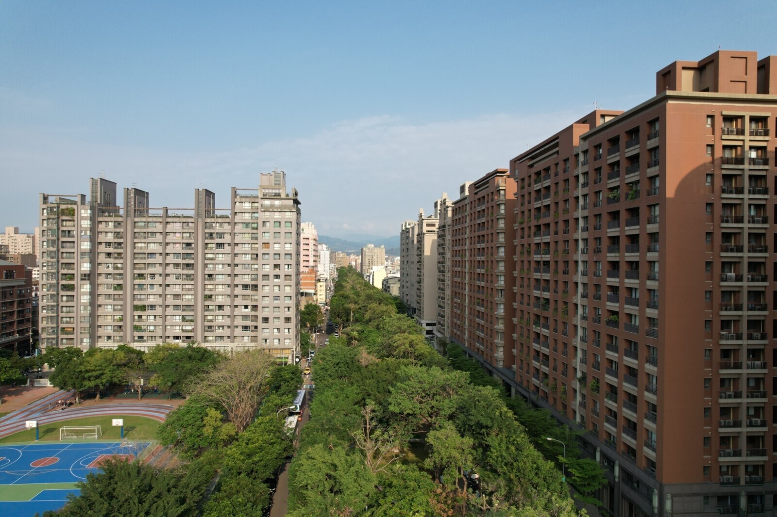 惠宇園道臻觀台中市北區太原路二段電梯大廈惠宇園道臻觀️面綠園道三房b1雙平車一層一戶 房屋出售 樂屋網