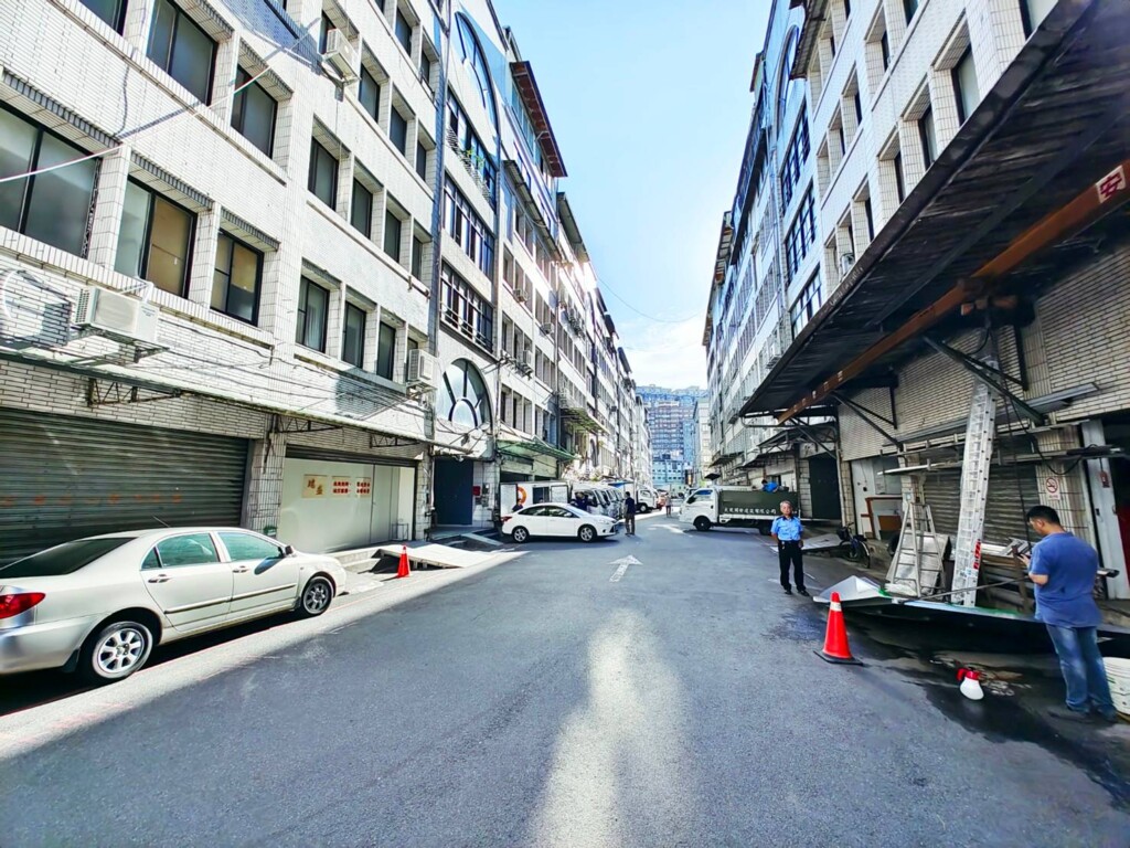 廠辦央北團隊小芸 新店工業園區收租穩定投報高廠辦1樓新北市新店區寶興路 樂屋網 廠房買賣