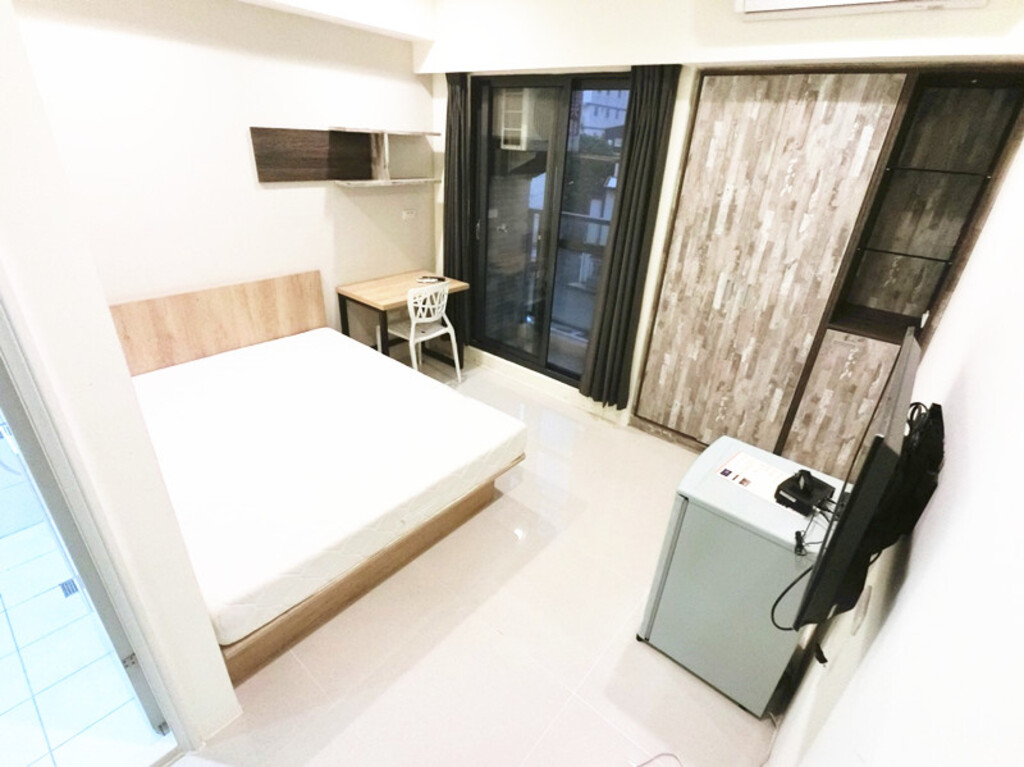 台中市東區練武路電梯大廈是秒殺才推⭐一中台體⭐室內機車⭐陽台獨洗⭐全新電梯 房屋出租 樂屋網