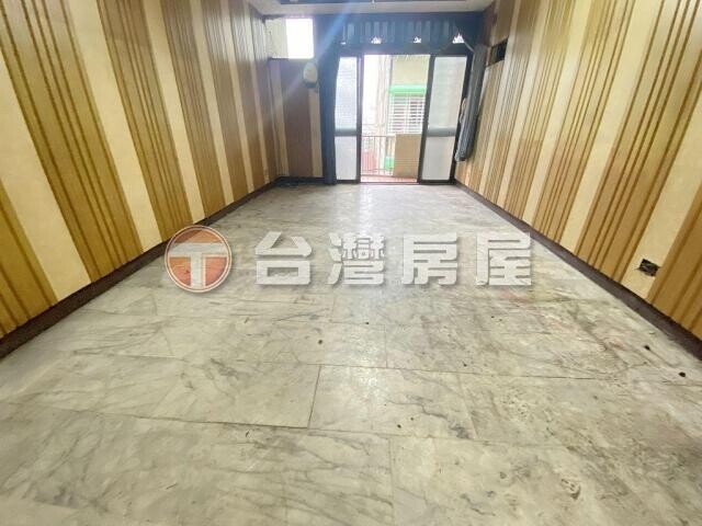 新北市新莊區新莊路公寓新莊邊間美寓三樓 新莊買屋賣屋台灣房屋新莊幸福店 房屋出售 樂屋網