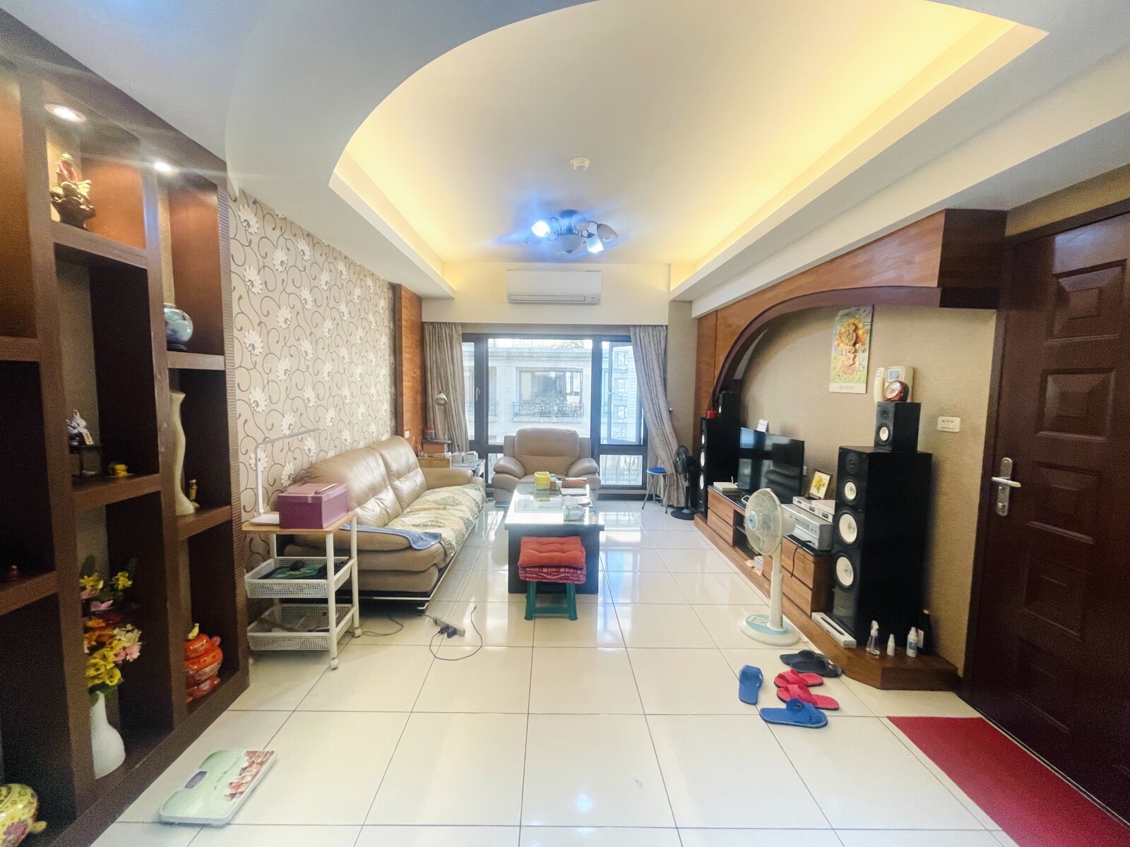 麗池花園廣場新北市板橋區篤行路一段電梯大廈「麗池花園廣場」三房平面車位~ 房屋出售 樂屋網