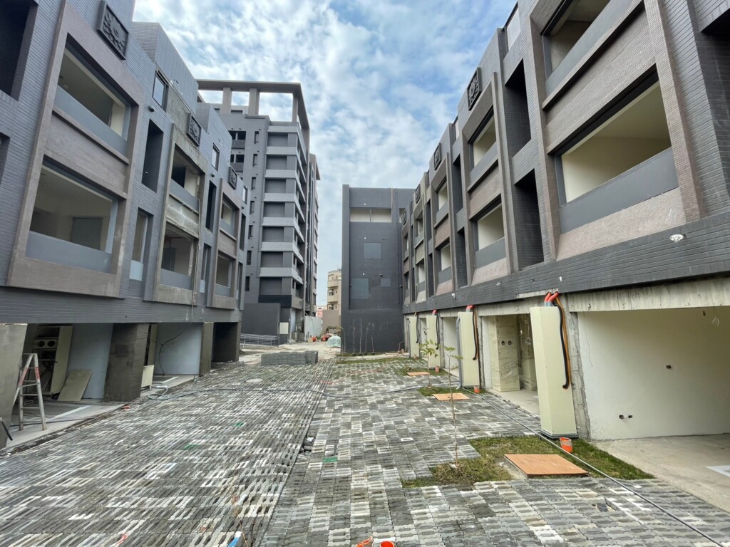 昇揚臻澄台中市沙鹿區福至路透天厝北勢全新透天前院停車大4房青山公園 房屋出售 樂屋網