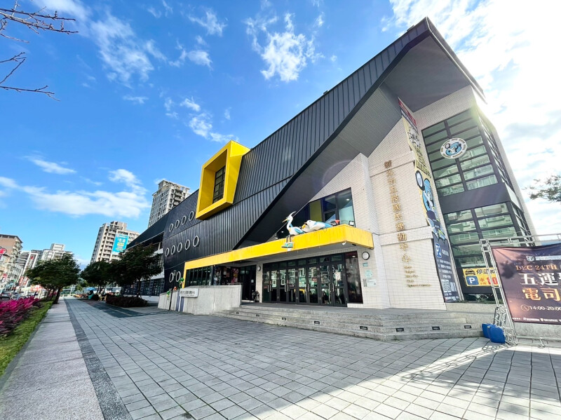 芳洲漾新北市五股區新城三路電梯大廈交通水岸綠地集一身〃芳洲漾明廳2房車〃 王茹鉉 房屋出售 樂屋網