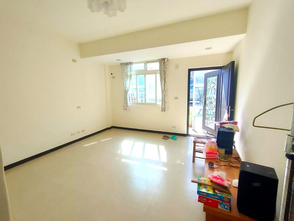 鄉根園新北市淡水區頂田寮路透天厝悠哉生活 鄉根園超值前庭後院透天別墅 房屋出售 樂屋網