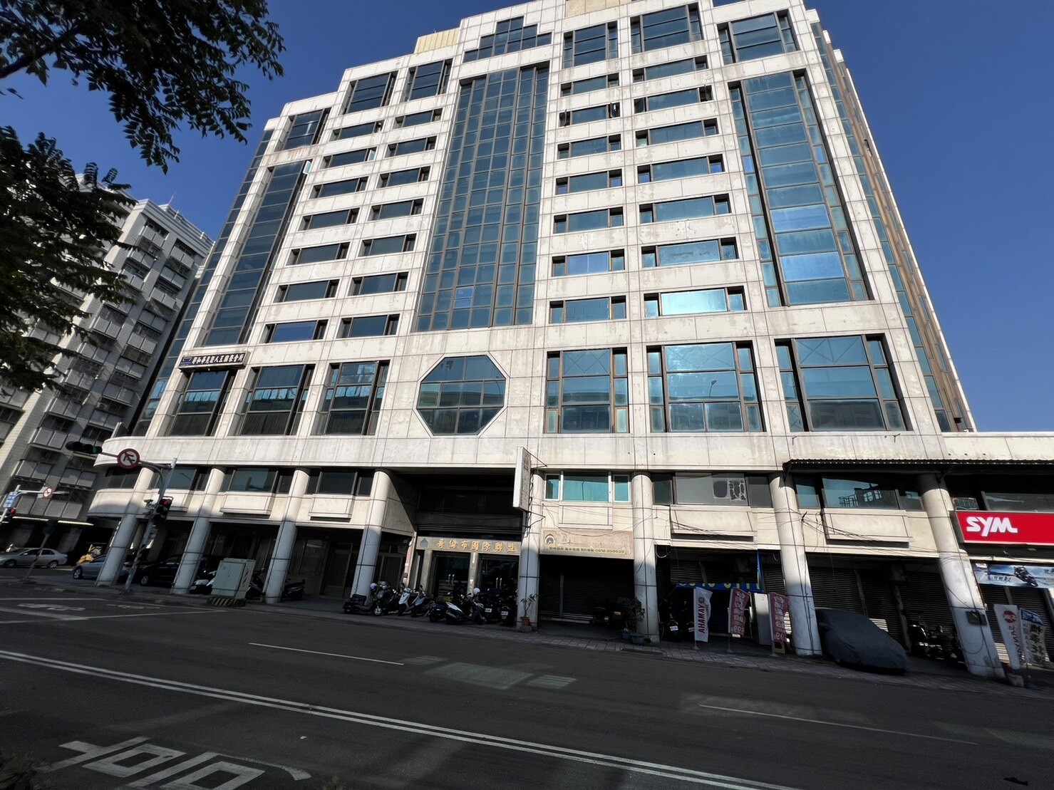 哥倫布大樓高雄市前鎮區新生路電梯大廈前鎮漁港海景辦公大樓 房屋出租 樂屋網