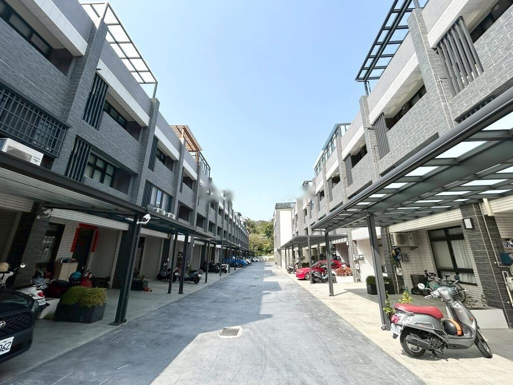 全新｜明亮向陽宅｜前庭後院｜4房｜旭苑美墅 苗栗縣竹南鎮旭苑買房子 樂屋網