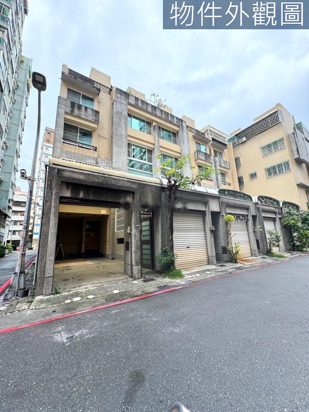巨蛋商圈稀有質感 邊間雙車墅 高雄市左營區買房子、房屋出售 樂屋網