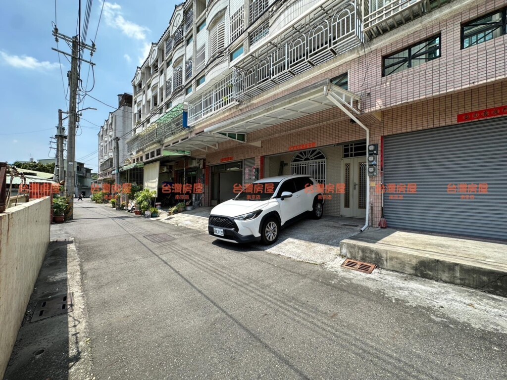 嘉義市西區民生南路透天厝 ️民生南路旁美透天 ️ 房屋出售 樂屋網