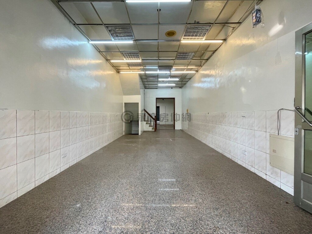 高雄市鳳山區建國路二段透天厝省鳳商透天五樓金店面 房屋出售 樂屋網