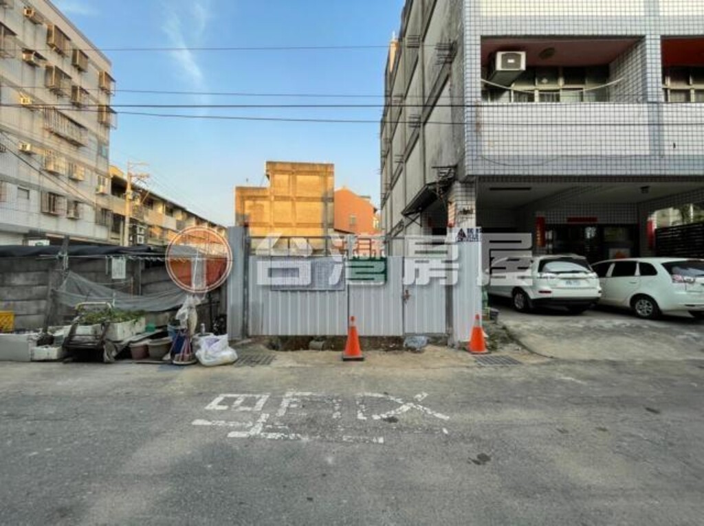 台中市大雅區樹德街透天厝預售電梯車庫別墅 房屋出售 樂屋網